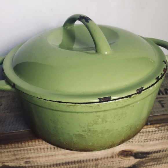well equiped kitchen | Kitchen | Green Cast Iron Dutch Oven Cookware ...